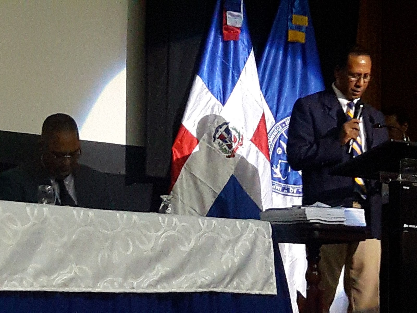 Lic.Yuli Jose polanco presenta el programa del Plan Estrategico 2014 al ...