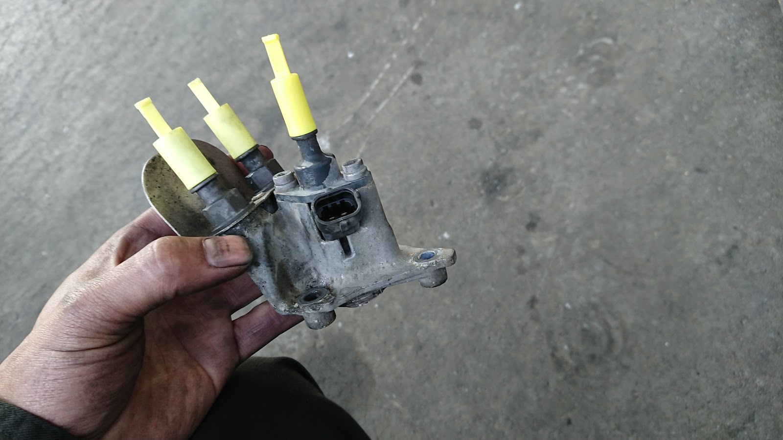 日野 プロフィア アドブルー制御異常点灯