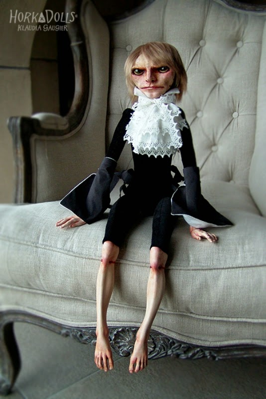 antblog: Strange Dolls