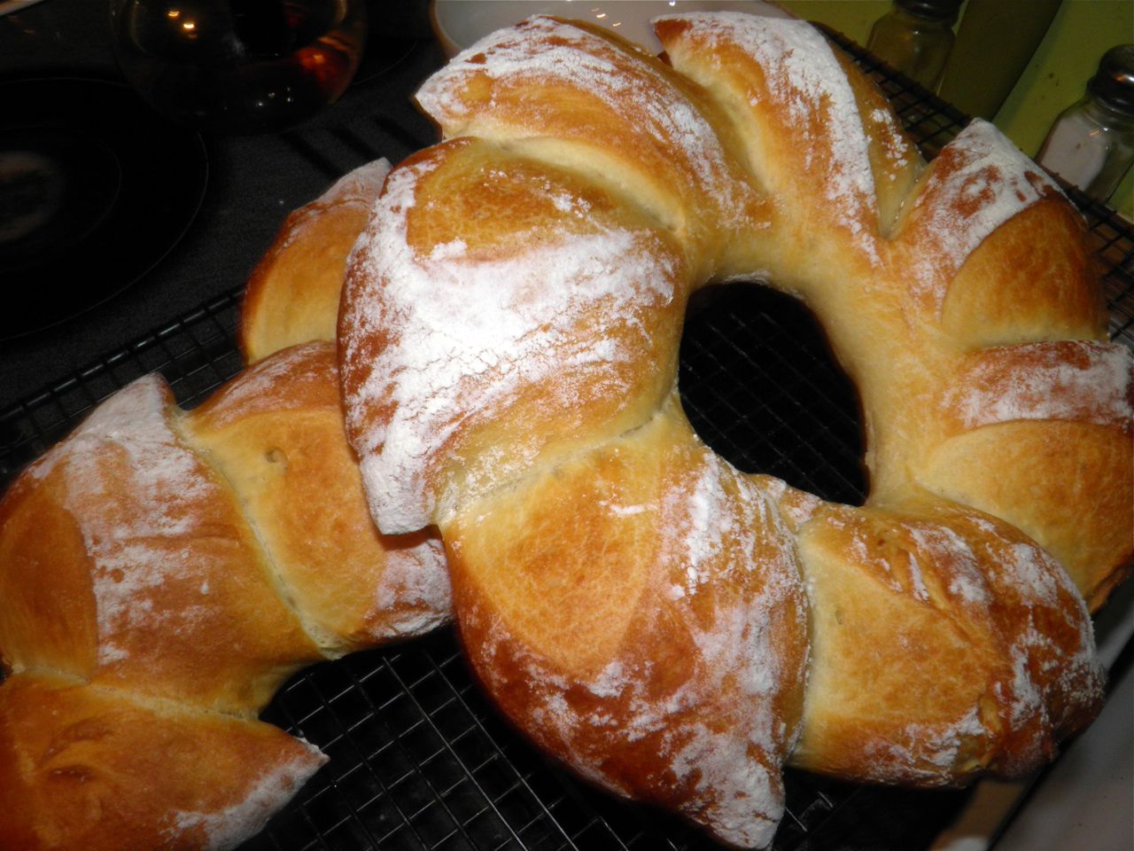 Docaitta Lifestyle: Weekend Baking: French Épi Bread (Sheaf of Wheat)