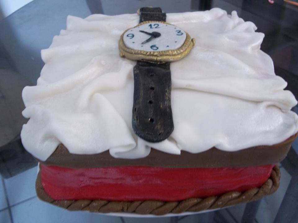Bolos, Arte e Doçura: Bolo Relógio
