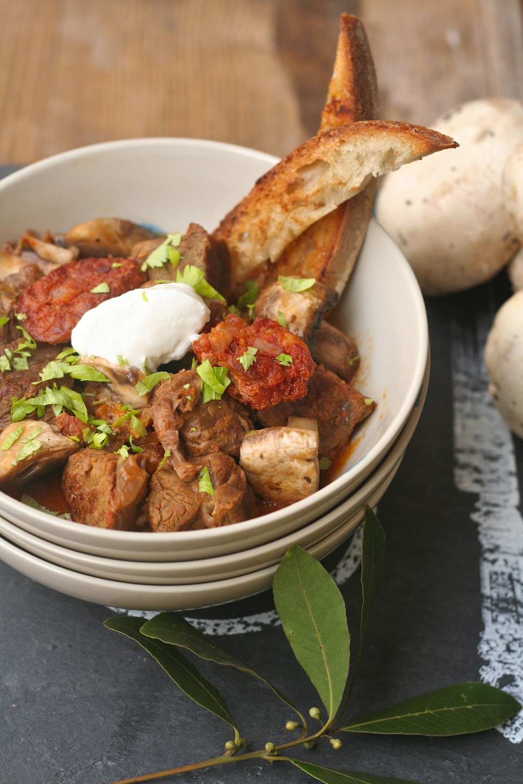 Greta's corner: Stufato di manzo con funghi e chorizo