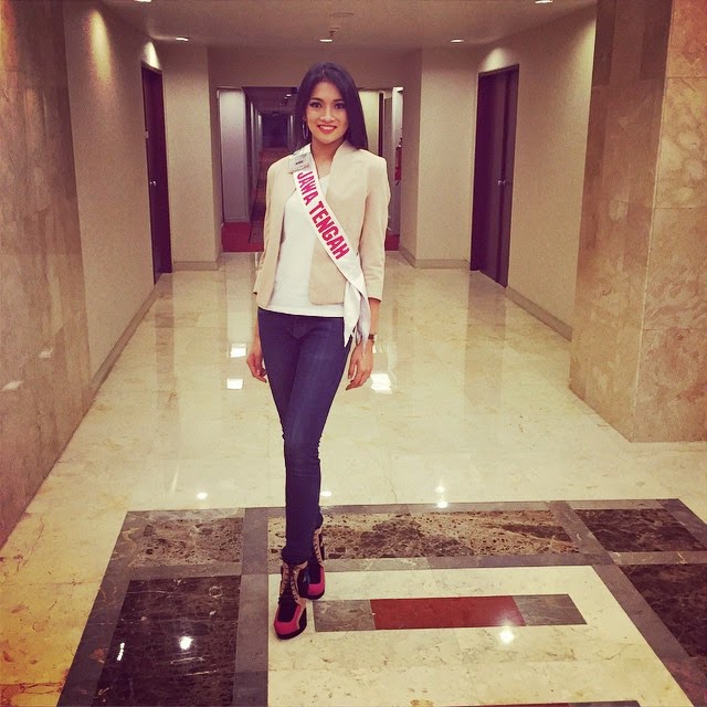 10 Foto Cantik Anindya Kusuma Putri - Puteri Indonesia 2015 | 10 Daftar