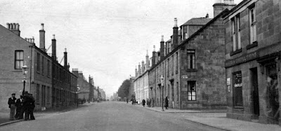 Tour Scotland: Old Travel Blog Photograph Lennox Street Renton Central ...