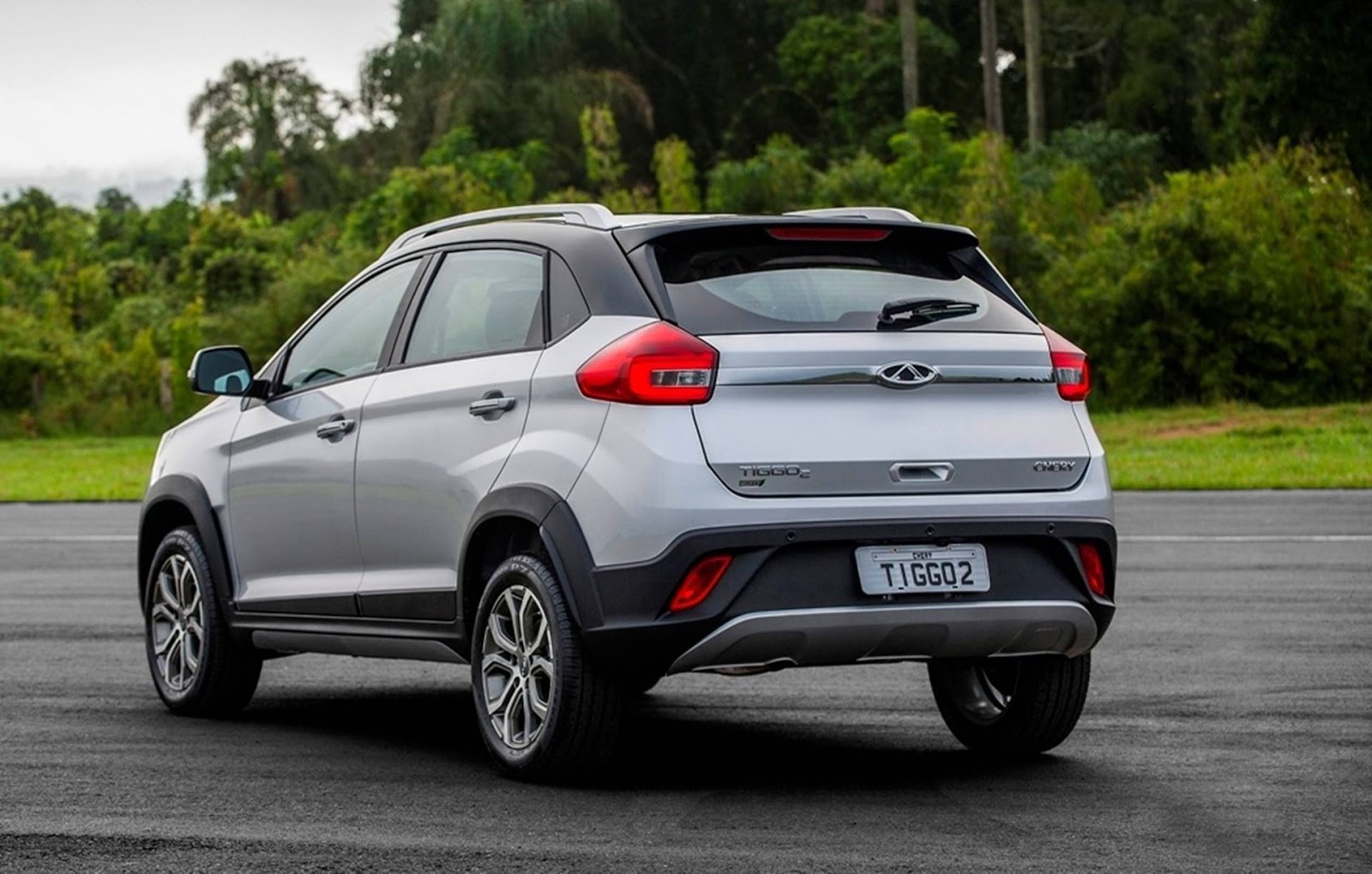 Chery Tiggo 2 2018 Flex chega por R$ 59.990 reais - fotos