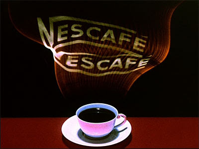 AD410 Nescafe: SWOT Analysis และ 4 P's