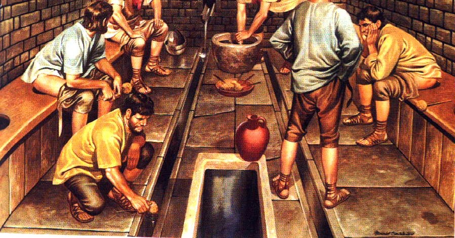 How ancient Romans cleans after use Toilet?