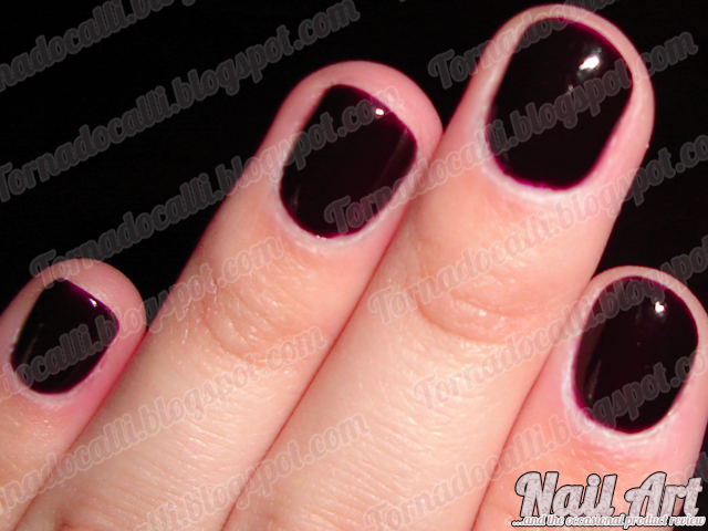 A Fistful of Fingernails: Nail Art & Cosmetic Goodness: Zoya's Casey ...