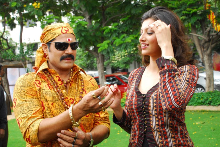 Entire Cinema Gallery - Movie Posters, Movie Gallery, Movie Stills ...