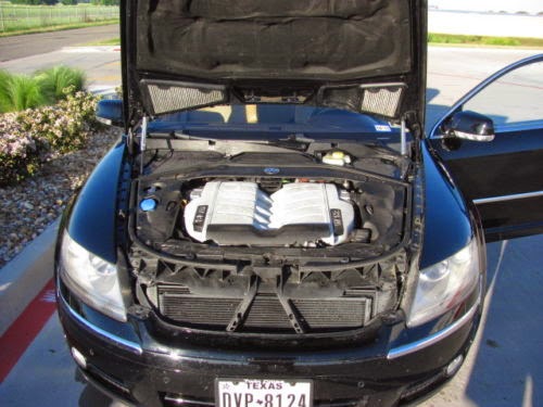 10k: Long Wheelbase, Short Engine: 2004 Volkswagen Phaeton W12 ...