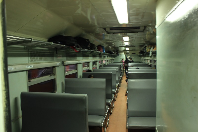 Sensasi Jakarta Denpasar naik Kereta Api