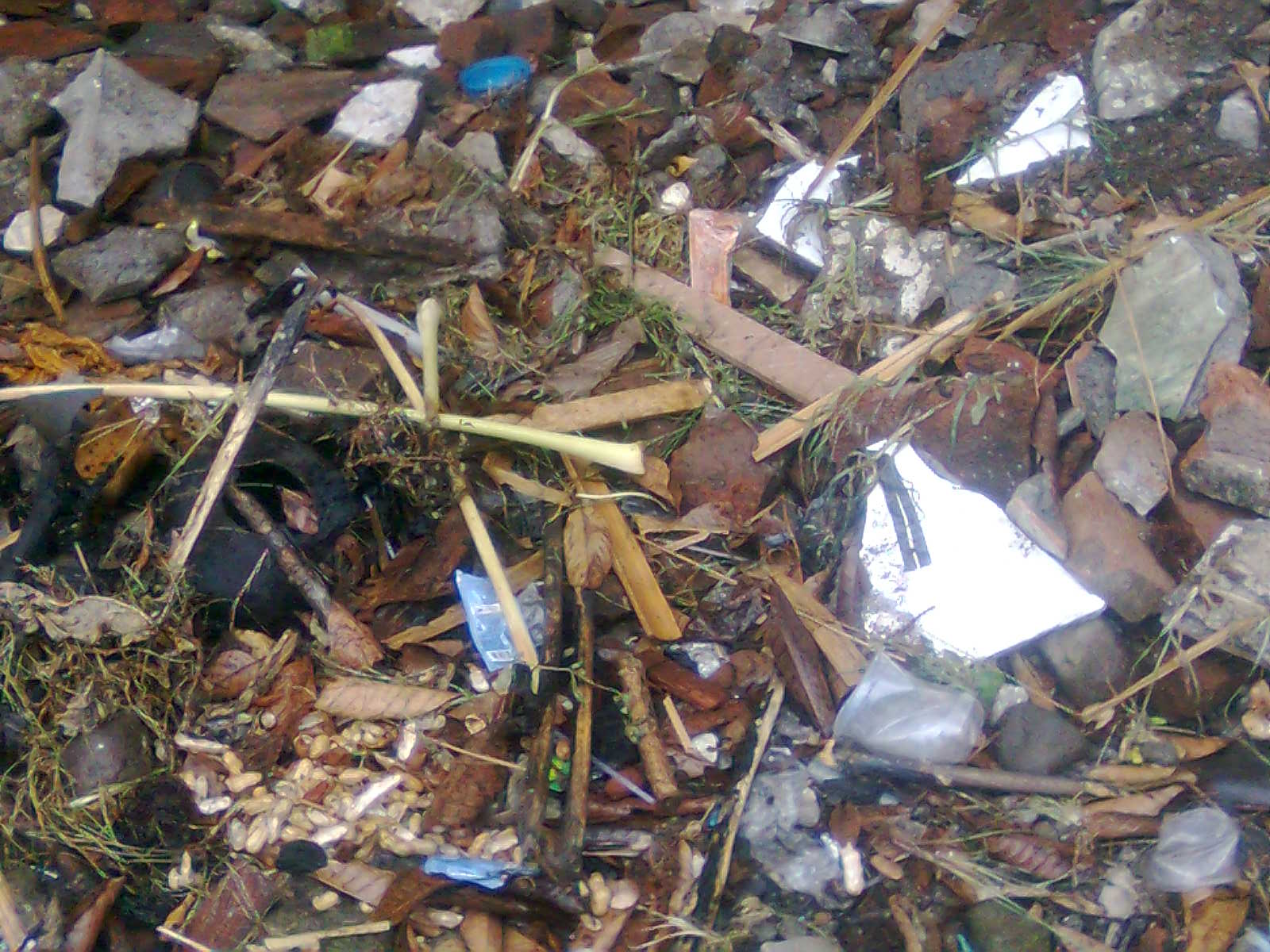 LINGKUNGAN YANG KOTOR