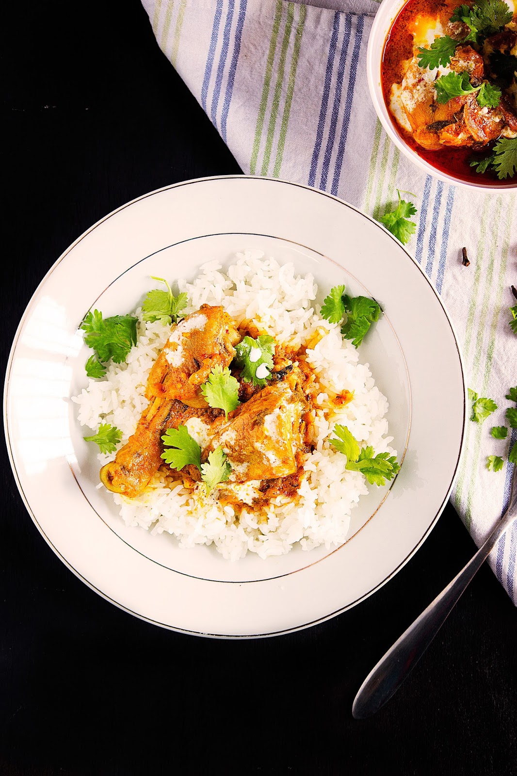 Doi Murgi / Dahi Chicken / Chicken in smooth Yogurt Sauce