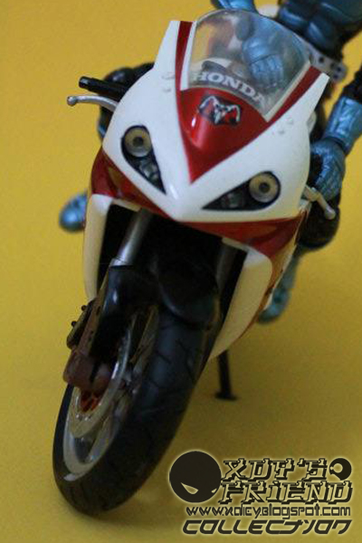 XDeiY CoLLecTioN: Review : S.H.F Kamen Rider Ichigo & Cyclone 1 The Next
