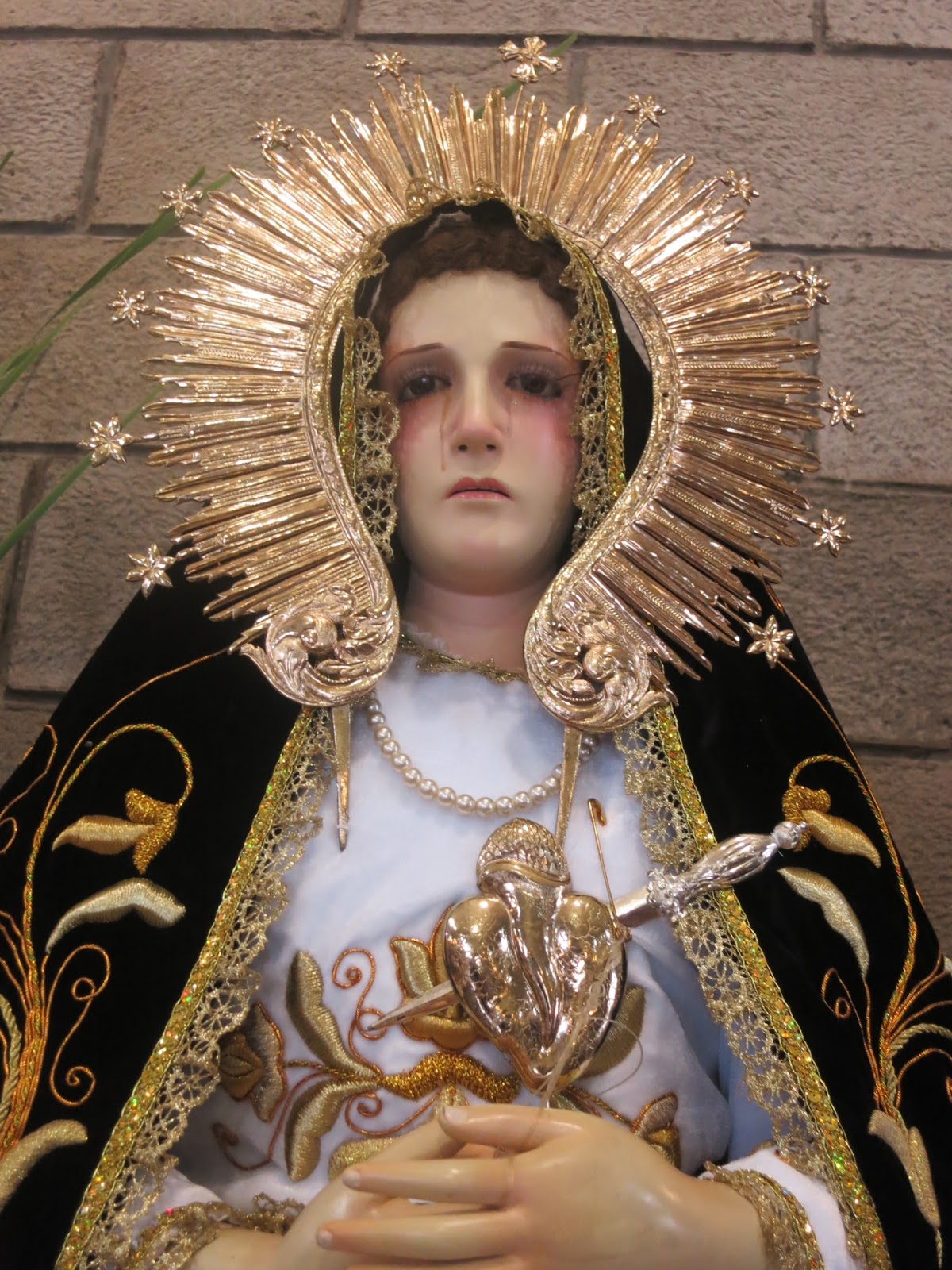 Splash of Yellow: Mama Mary as a baby, child, Mother & Queen