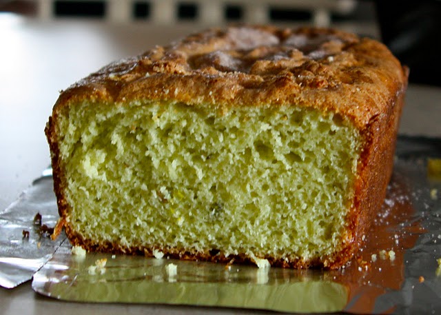 DAILY CELEBRATION: PISTACHIO BREAD