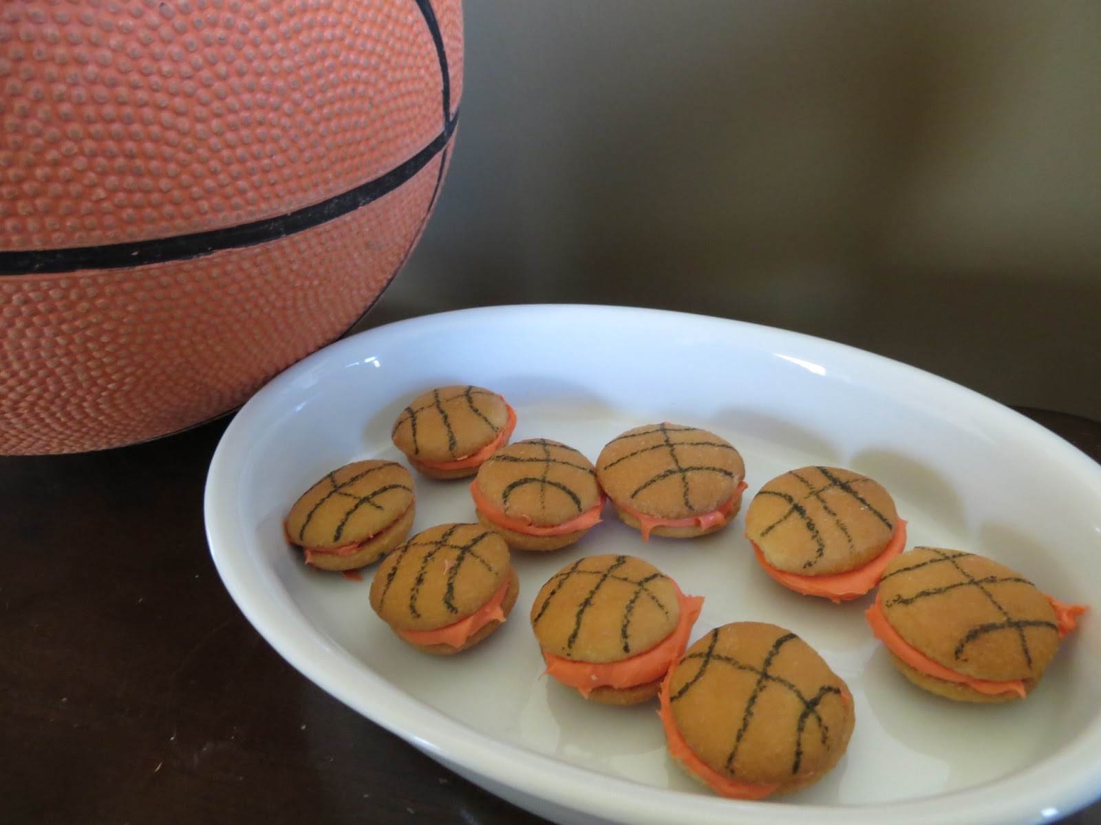 Two Magical Moms: Mini Basketball Cookies