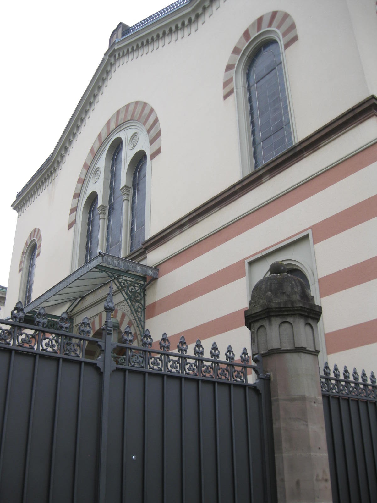 Jerusalem Hills daily photo: The Great Synagogue of Basel