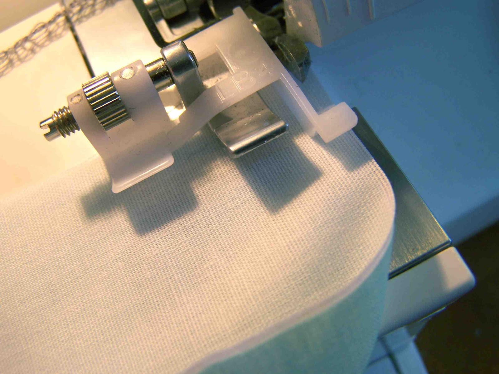 Made by Me. Shared with you.: Technique Tuesday: Basic Three-Thread ...