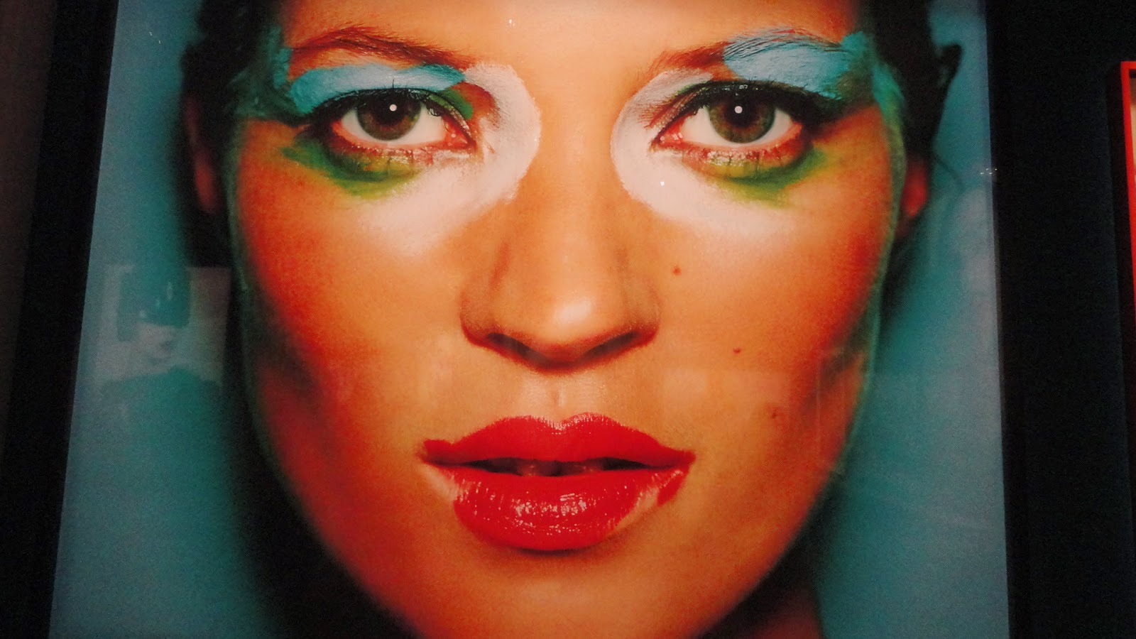 Fashion Portfolio: Mario Testino "In your face"