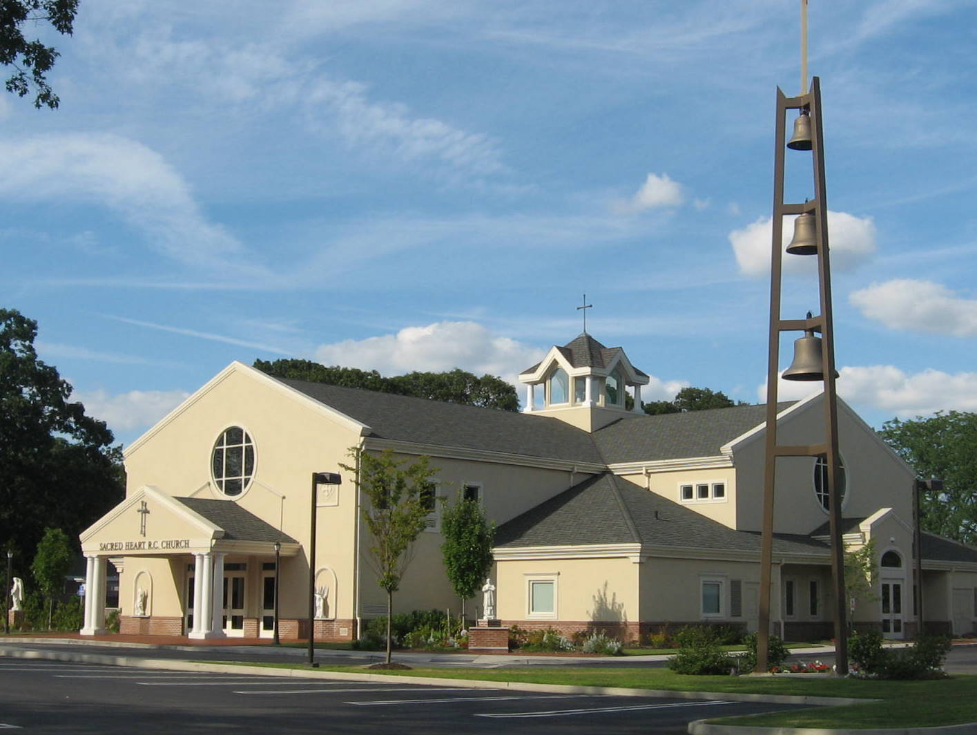 Nassau County N.Y. Catholic: Sacred Heart, North Merrick