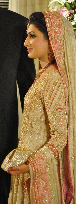 SuperSummer’s Distractions: Samia Ahmed