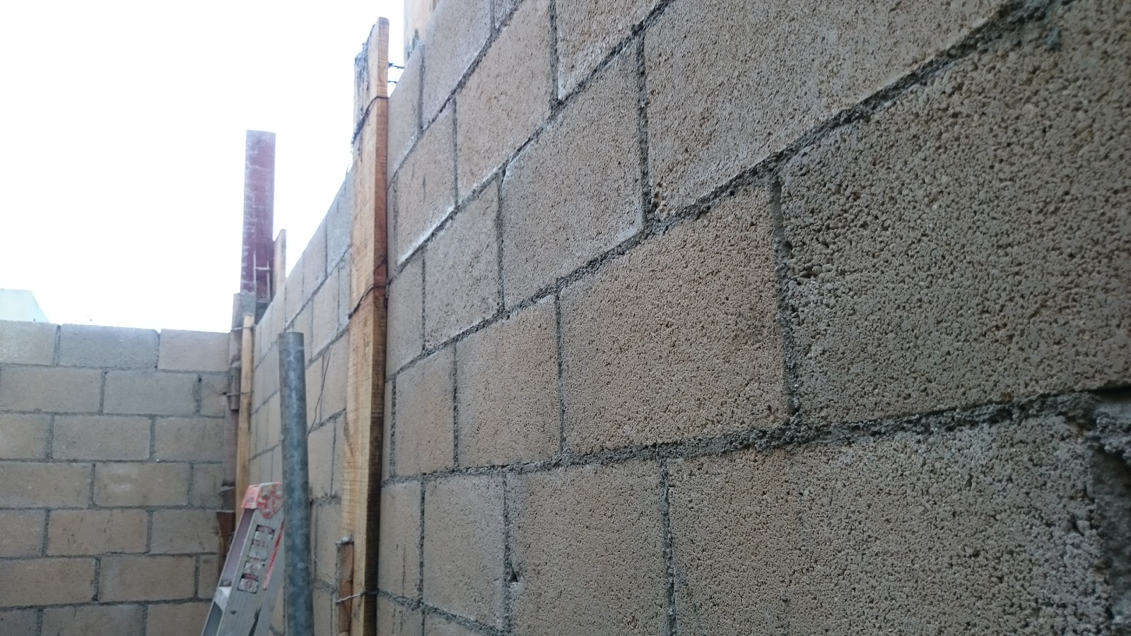 Mr Repara: Muros para barda en patio con losa de vigueta en salida de ...