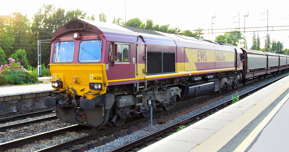 'Along These Tracks' Train Photos Site : Photo Class 66206 EWS General ...