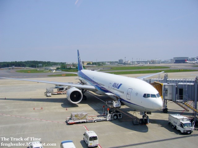 ANA from Chicago to Narita (1) | The Track of Time