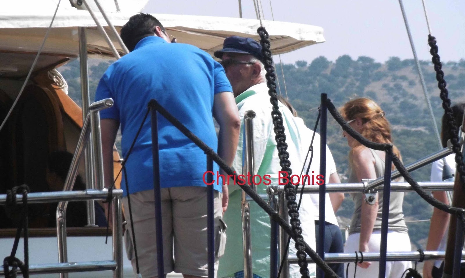 Γνωστός εφοπλιστής με το πολυτελές σκάφος του στον Αστακό