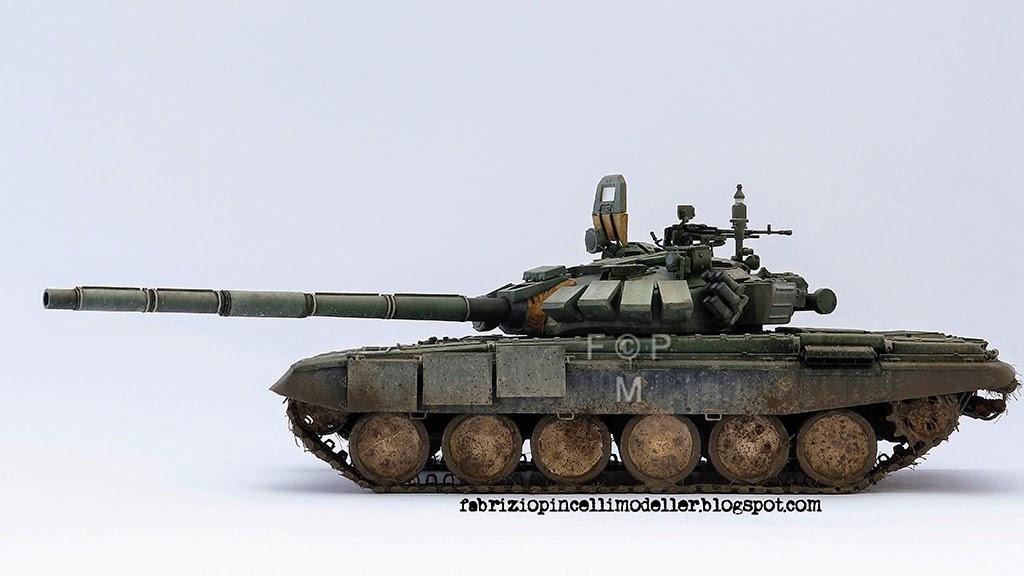 Fabrizio Pincelli: T-72B: more photos.