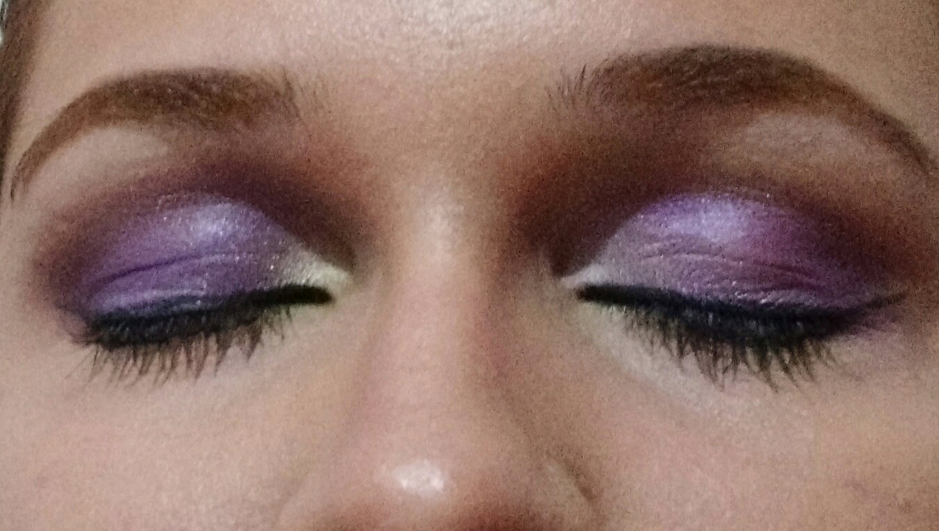 Beleza VIP: Tutorial: Olho Roxo com Amarelo