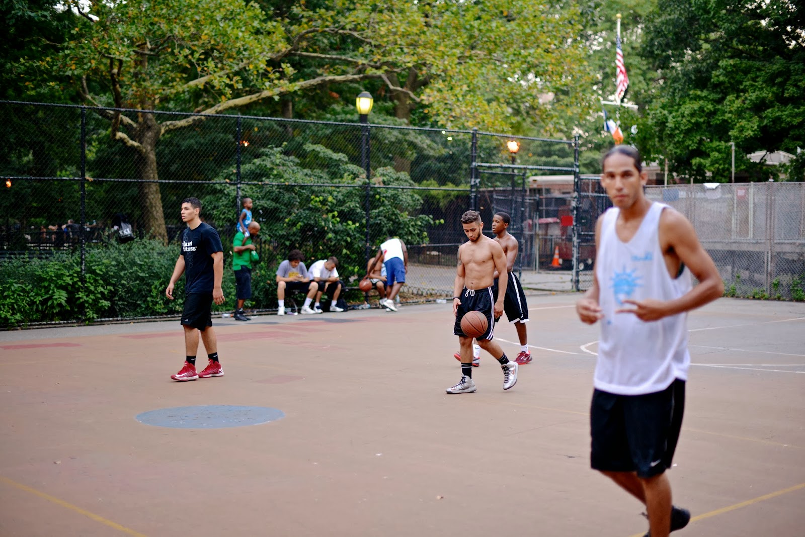 Street Basket - East Village - NY