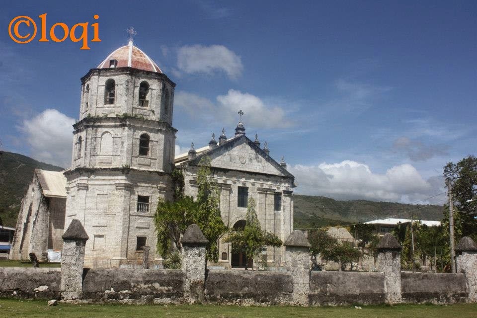 My Little Adventures: Oslob Church and Cuartel Ruins