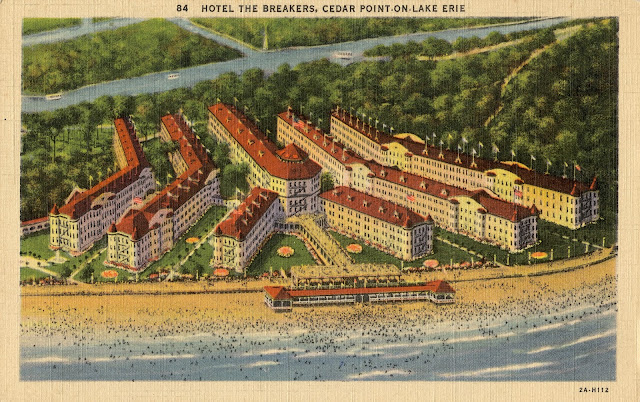 A Change In Scenery: Cedar Point postcards