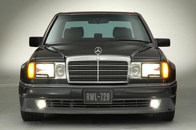 Mercedes Blogger : Mercedes W124 500E