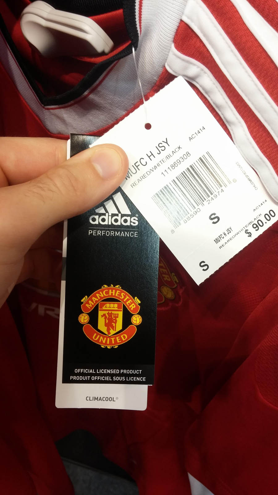 Adidas Manchester United 15-16 Kit Already on Sale in the USA - Footy ...