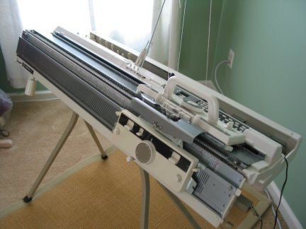Different Types of Knitting Machines