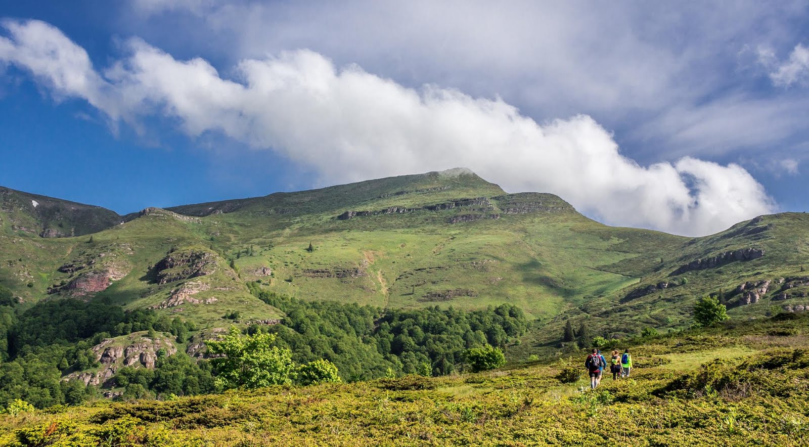 Приче старог Пирота: Прича о пастиру који је пркосио громовима