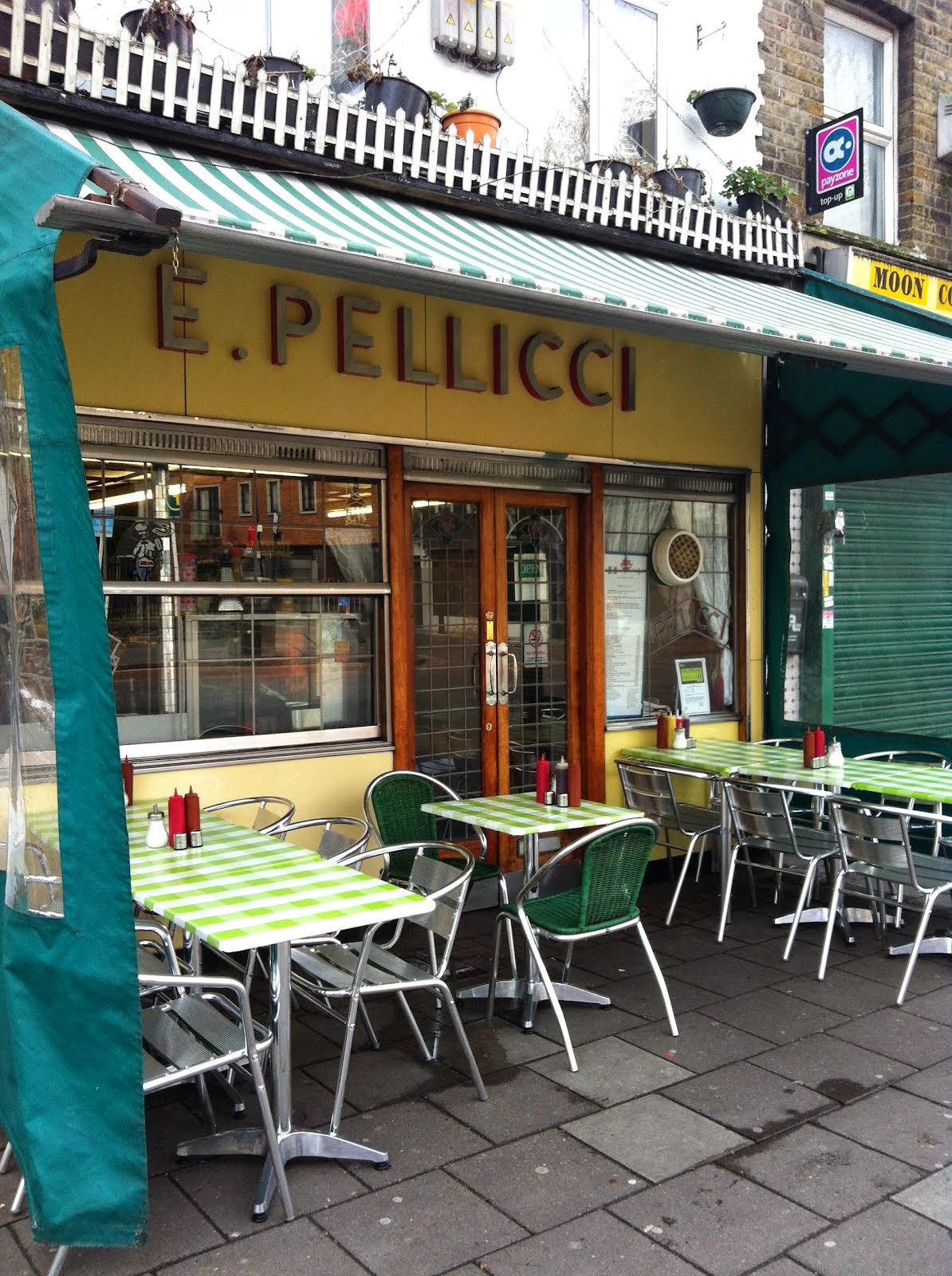 The Fry up Inspector: London Breakfasts