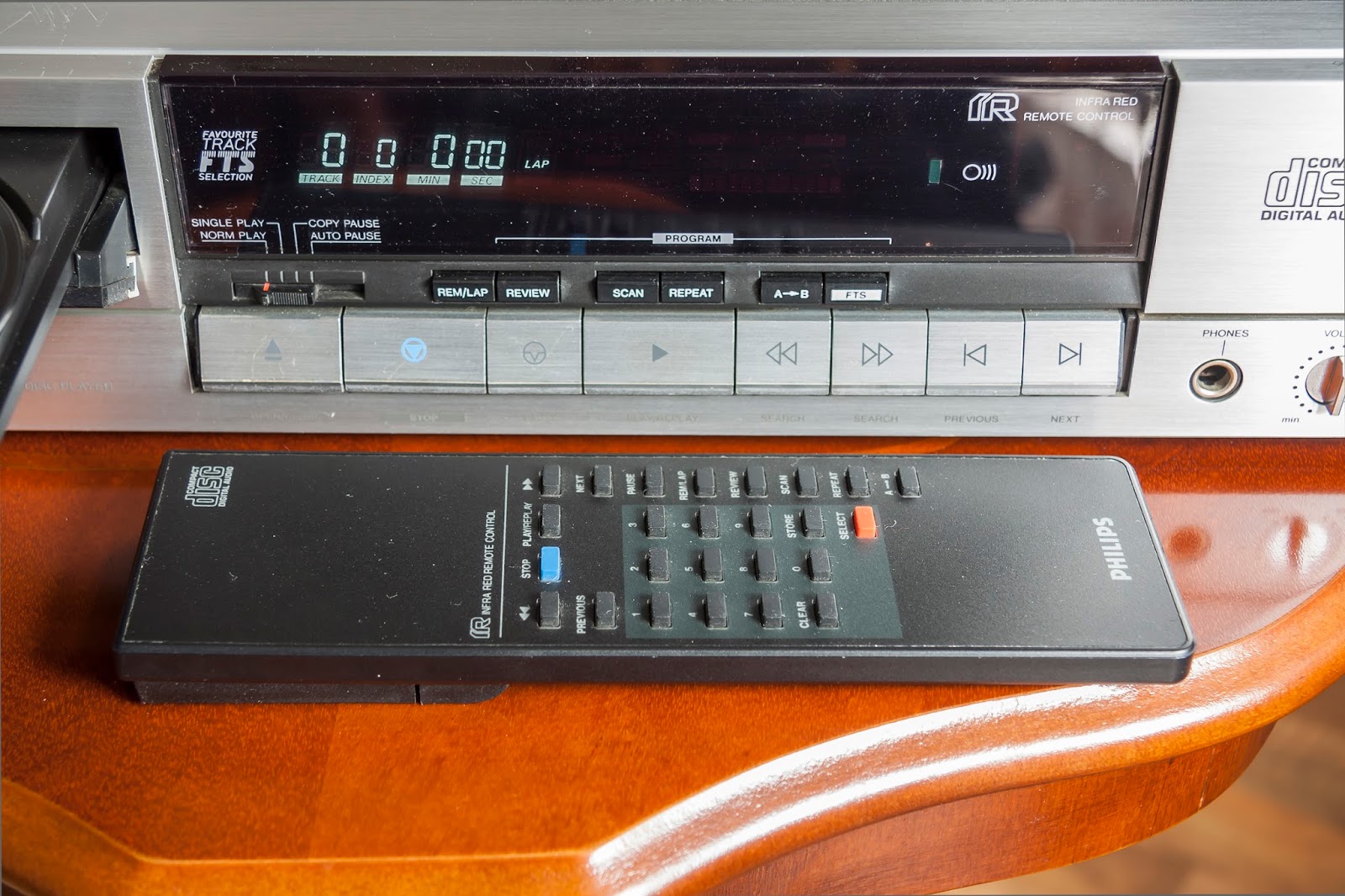 Golden Age Of Audio: Philips CD650 Stereo Compact Disc Player