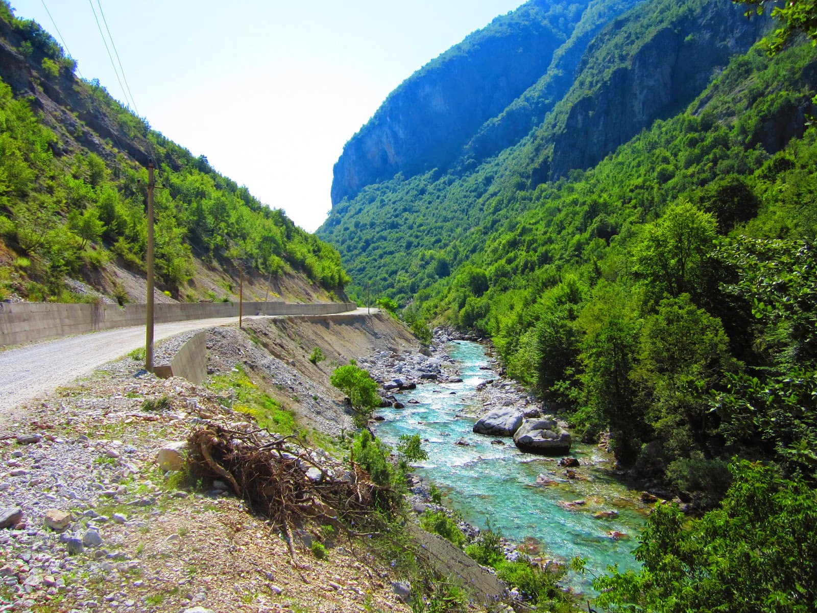Gone with the backpack: ALBANIA. THE INLAND.THE NORTH, LAKE OHRID AND BERAT