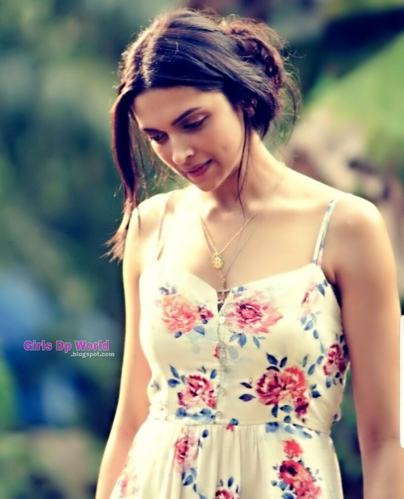Deepika Padukone Stunning Beautiful Images HD