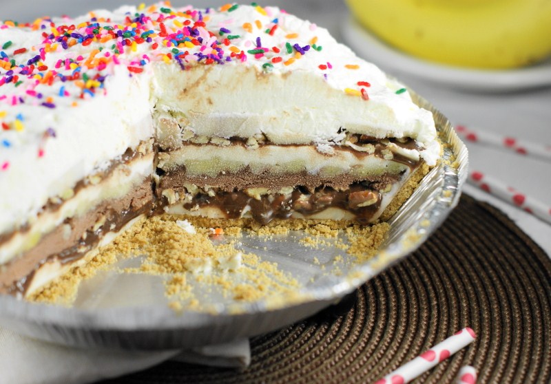 Frozen 7-Layer Banana Split Pie | The Kitchen is My Playground