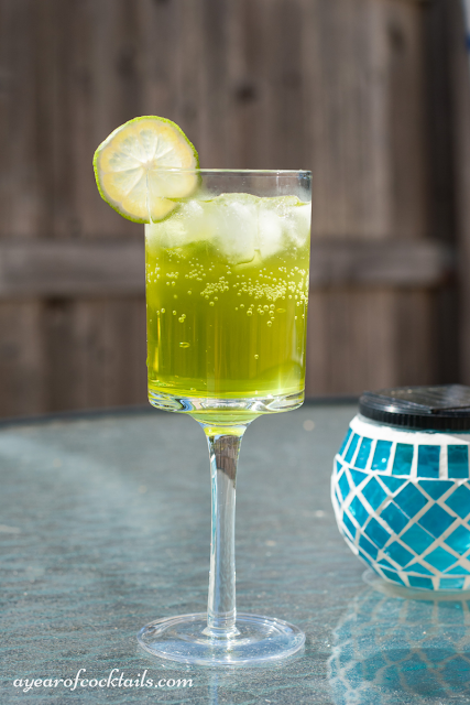 Captain Morgan's Apple Smash & Ginger - A Year of Cocktails