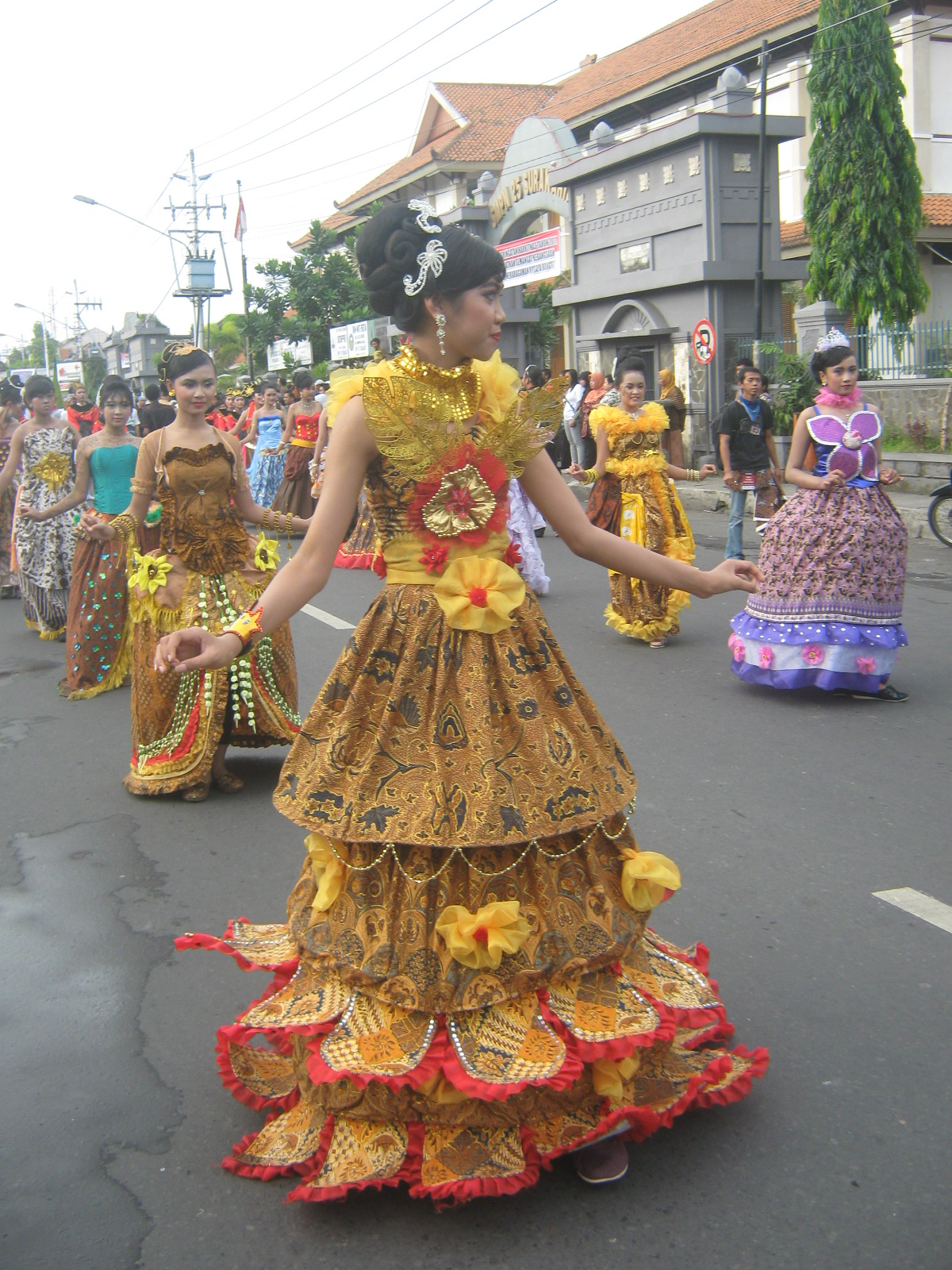 PERSEWAAN BAJU KARNAVAL dan BAJU BATIK KARNAVAL: #tempat sewa kostum ...