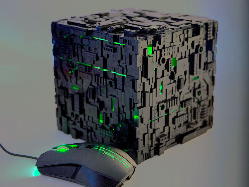 Star Trek Borg Cube: L’Ordinateur PC qui vient du Futur en Vente En ...