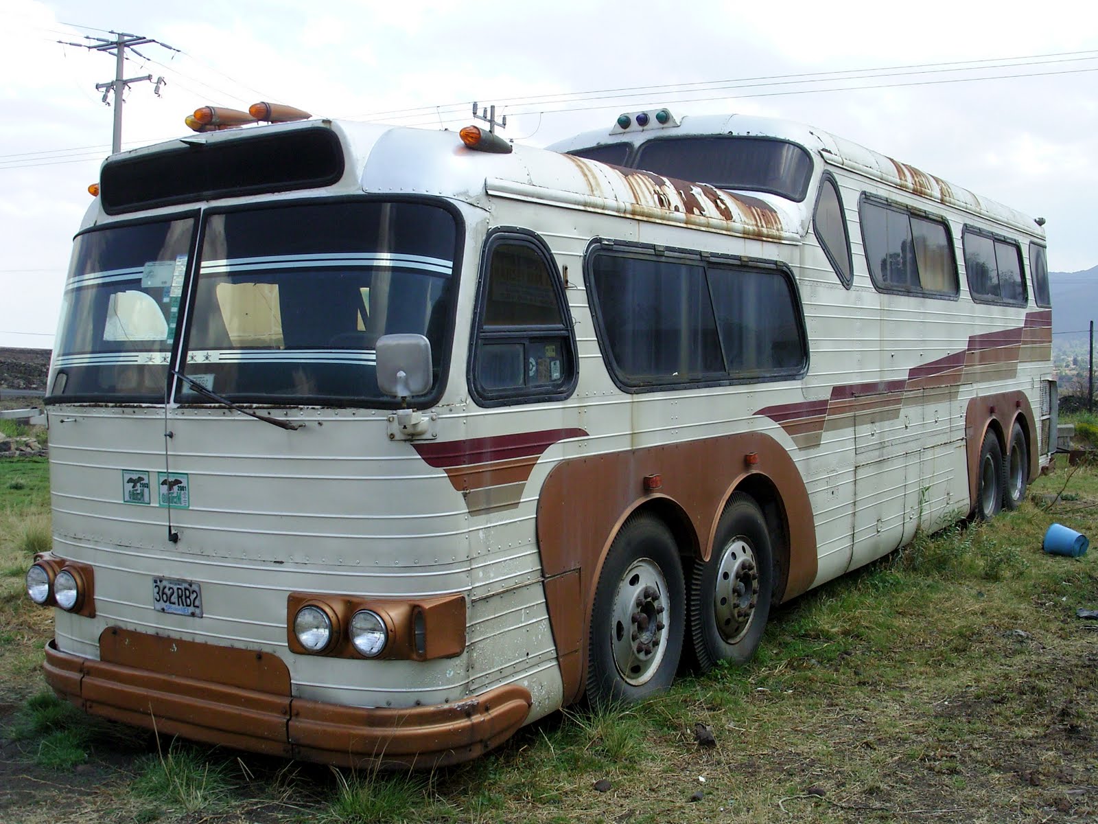 APRENDIENDO DE AUTOBUSES: AUTOBUS SULTANA IMPERIAL