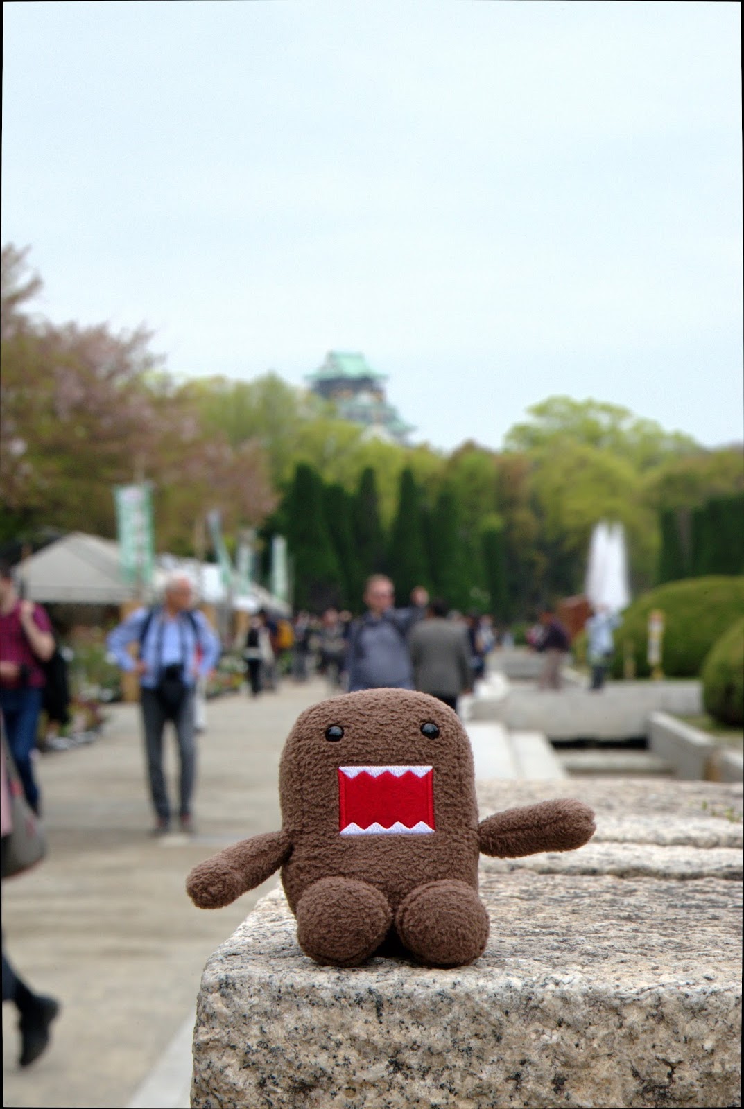 Domo World Japan Tour: Osakan linna