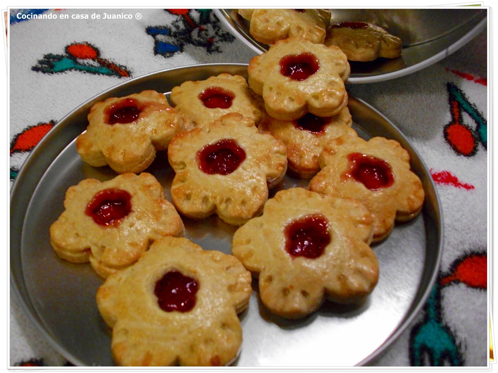 GALLETAS RELLENAS DE MERMELADA ~ COCINANDO EN CASA DE JUANICO